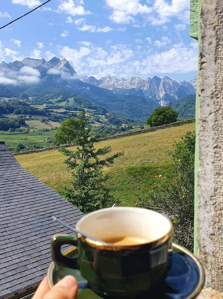 Maison De Village En Plein Cœur Des Pyrénées - La Pierre Saint Martin