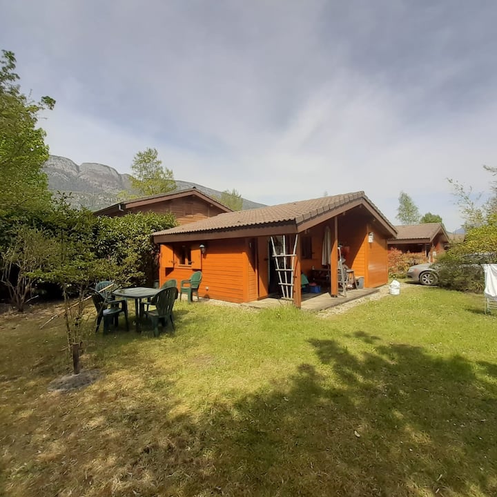 Idyllisch Chalet Met Uitzicht Op Natuurreservaat - Doussard