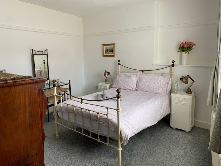 Beautiful Room On The Edge Of The Peak District - Rudyard Lake