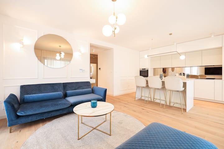 Design Apartment With Balcony - Zadar