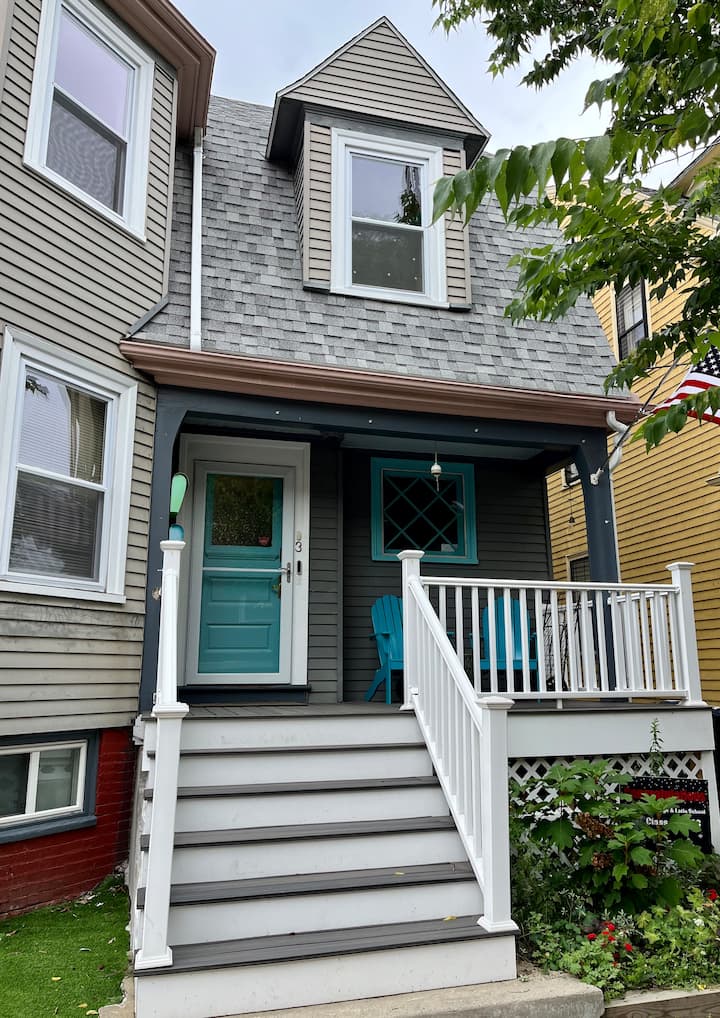 Harvard /Mit 2 Bedroom Apartment - Brookline