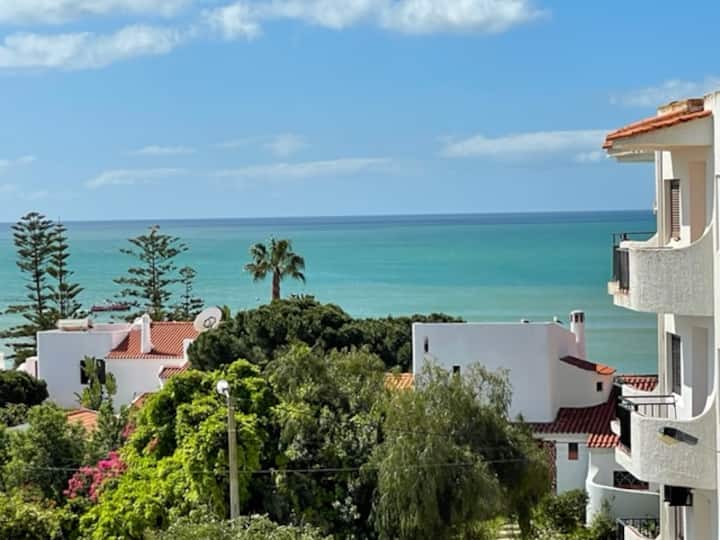 A 2 Mn De La Plage à Pieds Avec Vue Sur L'océan - Albufeira