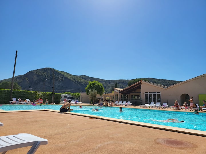 Mazet Climatisé, Jardin Et Piscine 2/4 Pers. - Vallon-Pont-d'Arc