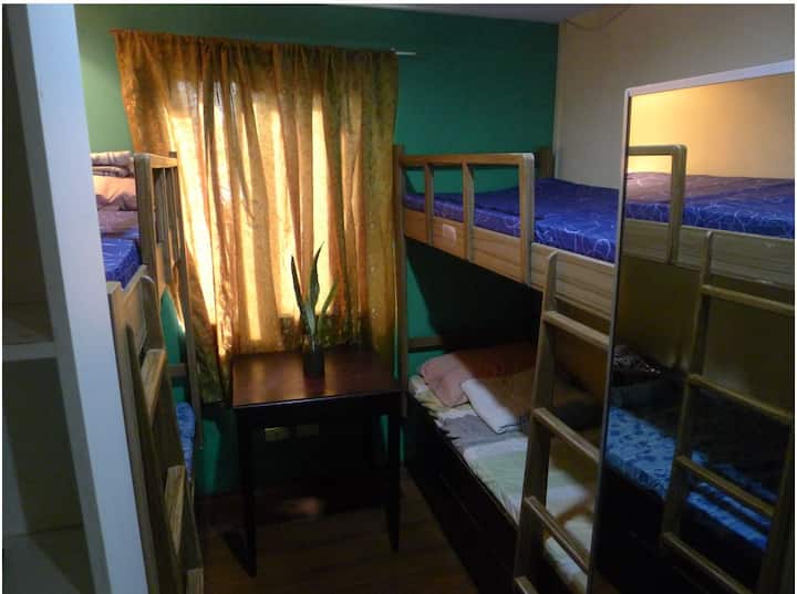 Amabel's Homestay Condo Unit2d @Bakakeng Sur - Baguio