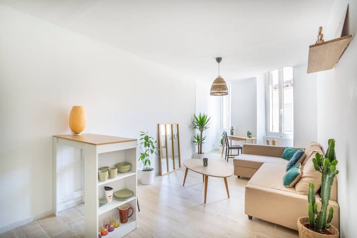 Superbe Appt Pour Deux Au Coeur Du Cours Julien - Marseille