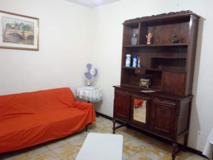 Casa Grande Con Excelente Ubicación Para La Feria! - 阿瓜斯卡連安特