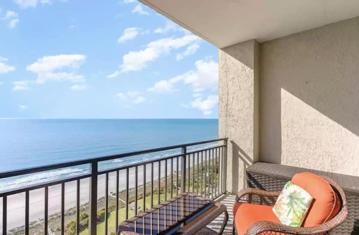 Beautiful Romantic Oceanfront Retreat! - Myrtle Beach