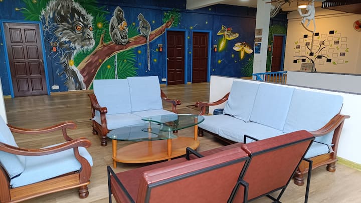 Dizhu Guesthouse Whole Unit (14 Pax) - Kuala Selangor