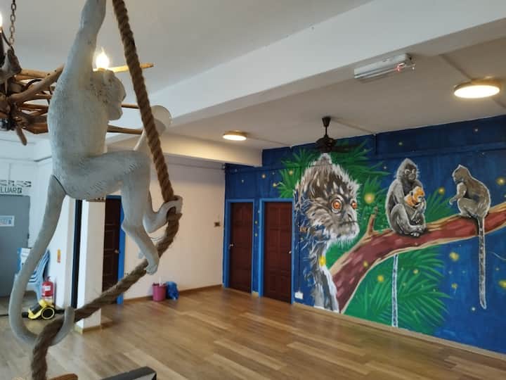 Dizhu Guesthouse Whole Unit (20 Pax) - Kuala Selangor