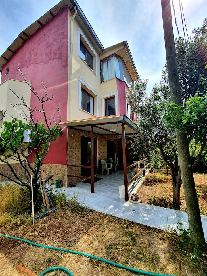 Spacious House Close To The Seaside - Seferihisar