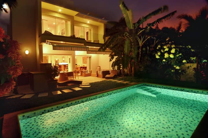 Sur Nosy Be Magnifique Villa Avec Piscine - Madagascar