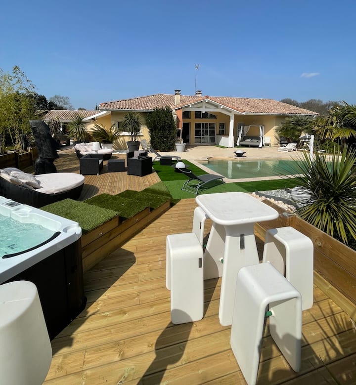 Magnifique Villa Avec Piscine Et Jacuzzi - Landes
