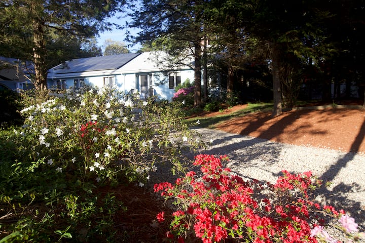 Une Maison Paisible Avec Accès à Une Plage Privée - Falmouth, MA