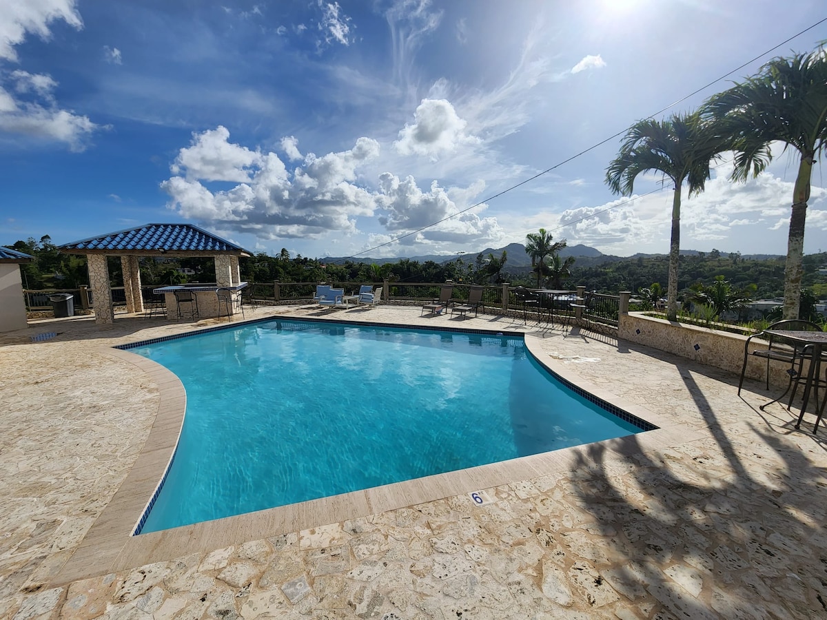 Panoramablick auf die Berge und Kingsize-Bett - Hotels zur Miete in ...