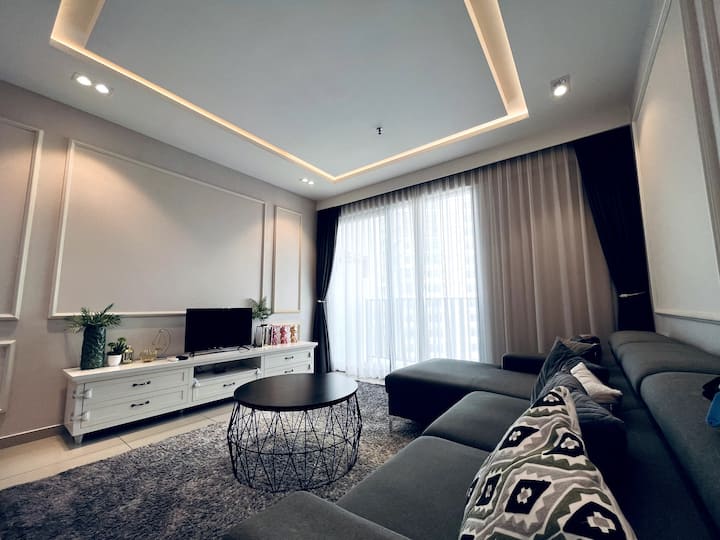 Noble Homes At I-city - Wifi, Smart Tv, 1 Carpark - Shah Alam