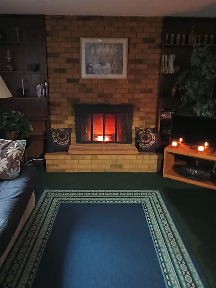 My Cozy Place- For The Budget Traveler-29 Day Max! - Portland