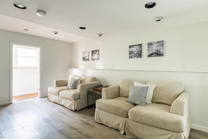 Home By River W/ Free Paddle Boards 10% Discounts - Exeter, RI