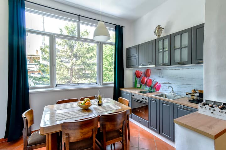 Fully Equipped | 2bdr | Top Location | Spacious - Sofia