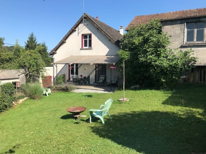 Gezellige Woning In Bosrijke Omgeving - Creuse
