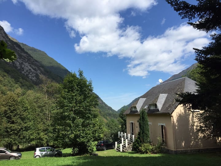 Charmante Maison De Famille - Cauterets