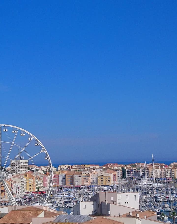 Vue Inouïe Port Et Mer !
Parking Privé En Option - Agde