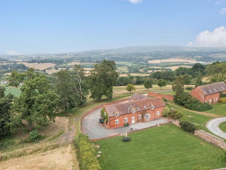 Rural Views Far Reaching Over Unspoilt Countryside - Bewdley