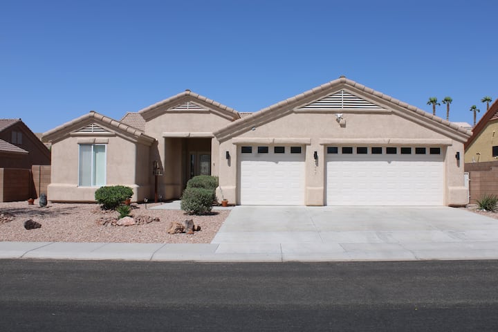 #Beautiful Bullhead Retreat - Bullhead City, AZ