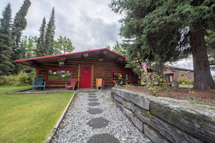 Alaskan Kenai River Fishing Cabin #7 Log Lodge - Soldotna, AK
