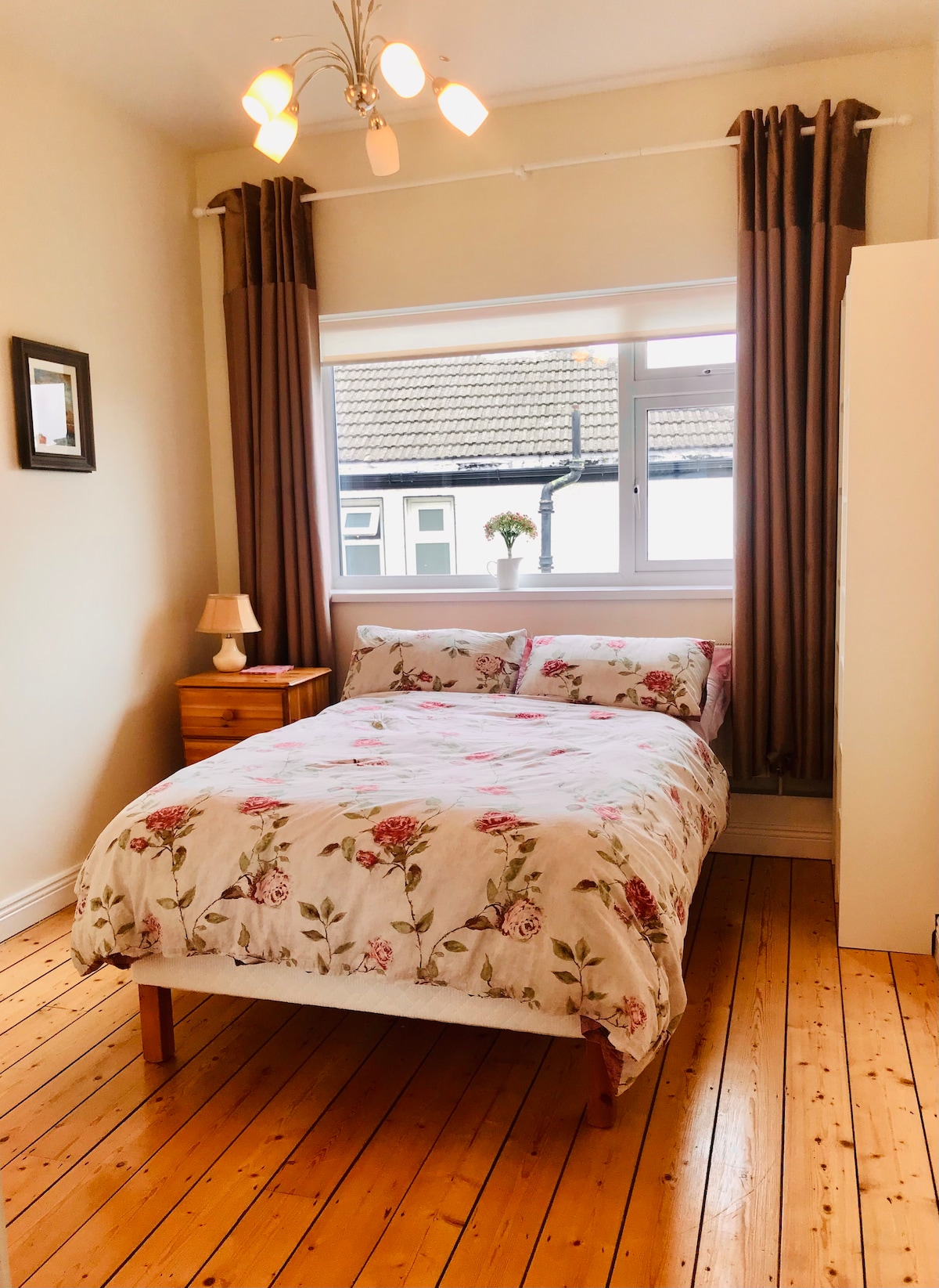 Large double Room, 15mins from Dublin Airport - Townhouses for Rent in ...