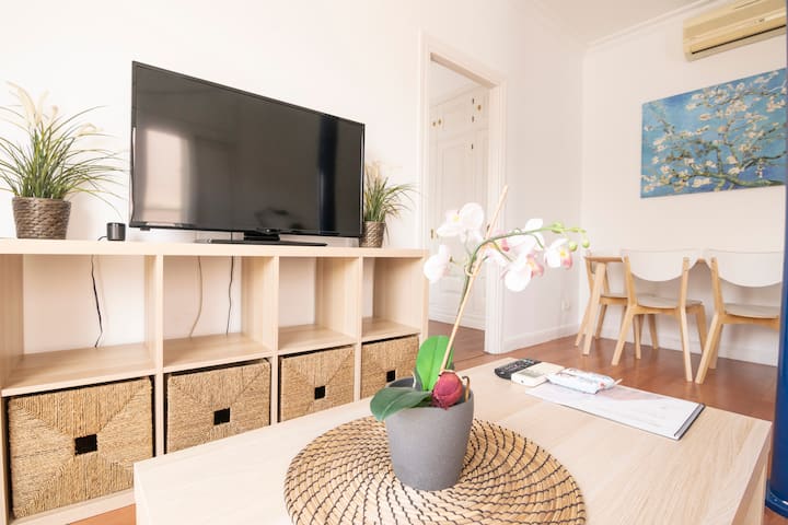 Bella Terraza En Madrid - Adolfo Suárez Madrid–Barajas Airport (MAD)