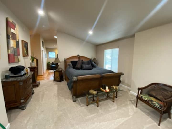 Furnished Executive Apt Charming San Juan Bautista - Hollister, CA