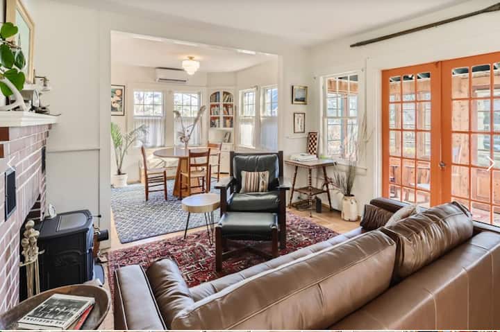 Skipper's Landing - Oak Bluffs, MA