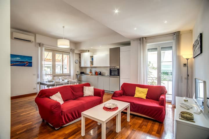 Homely - Spacious Apt In Gianicolo District - Rome