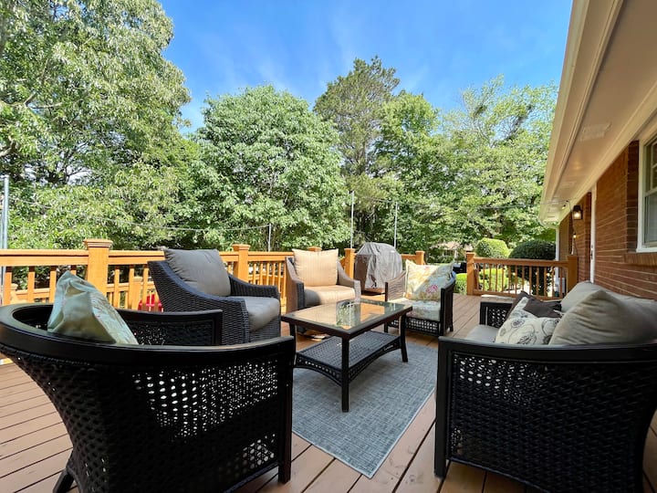 Quiet Neighborhood, Quick Walk And Access To Lake - Lake Lanier