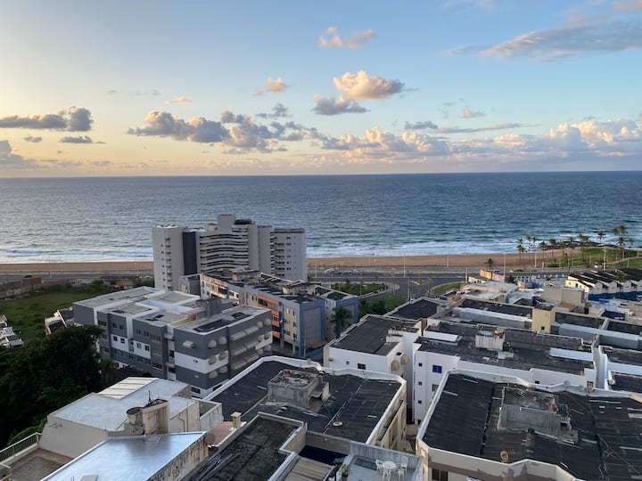 Apartamento Com Vista Mar Incrível E Piscina - Salvador, Brazil