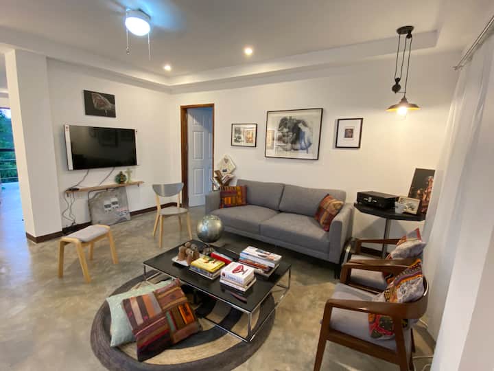 Elyu Art And Aesthetic Resthouse - Bauang