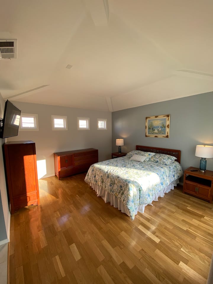 Ocean Breeze Private Guest Suite - Huntington Beach