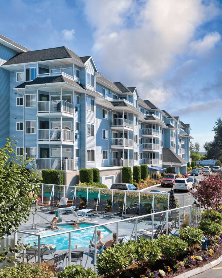 Birch Bay 3 Bdrm Penthouse Condo Resort - Blaine, WA