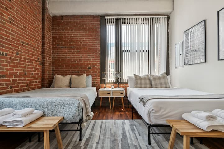 Free Parking, Gym, Courtyard, Target Next Door - Philadelphie, PA