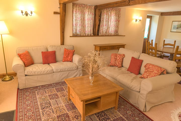 Beautiful Private Cottage In Riverside Farm - Forest of Dean