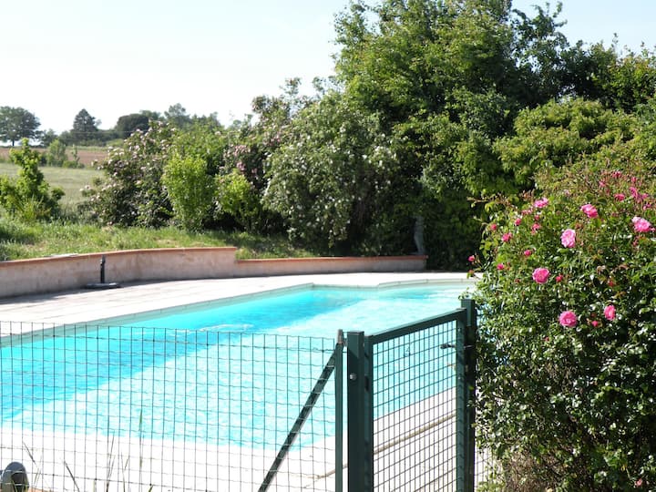 Maisonnette à La Ferme, Nature Garantie - Muret