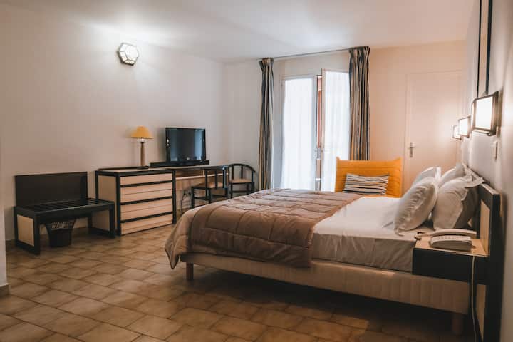 Le Subrini Chambre Double Spacieuse Vue Mer Loggia - Piana
