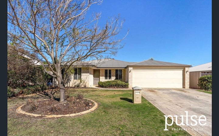 The Roses - Newly Renovated, Clean And Cozy Home. - Armadale