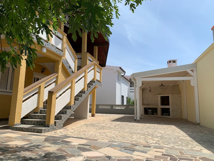 Großes Ferienhaus  300m Vom Kilometerlangem Strand - Nin