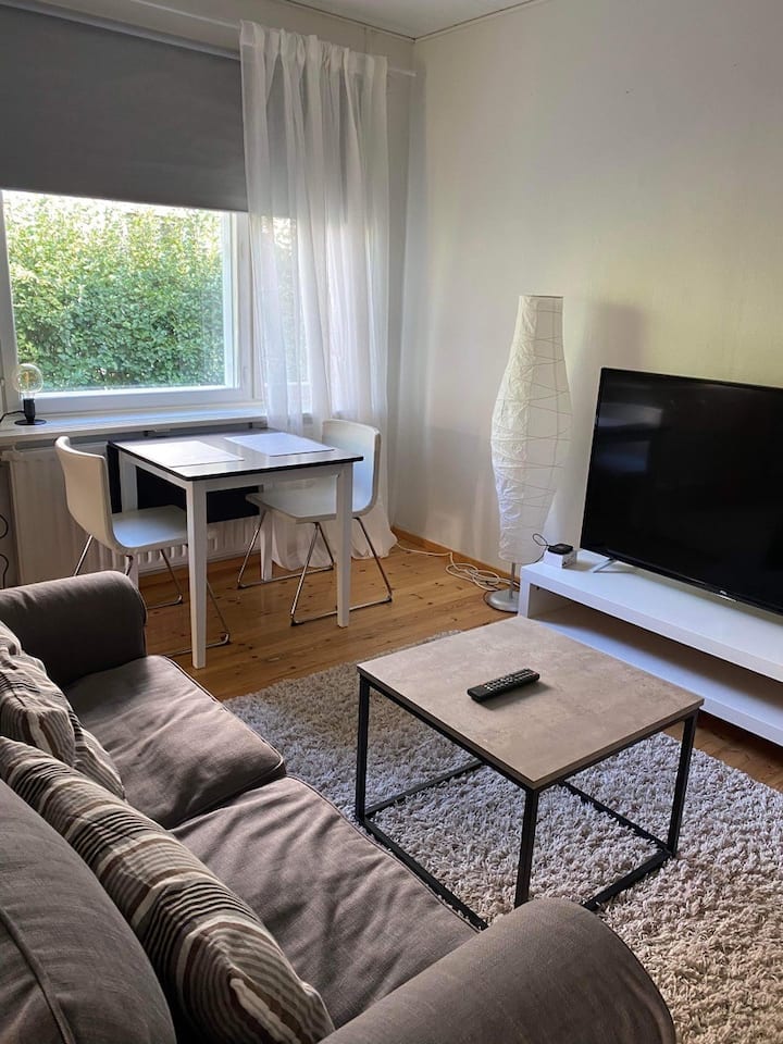 Villa Lahdensivu - Viihtyisä Yksiö Keskustassa - Hattula