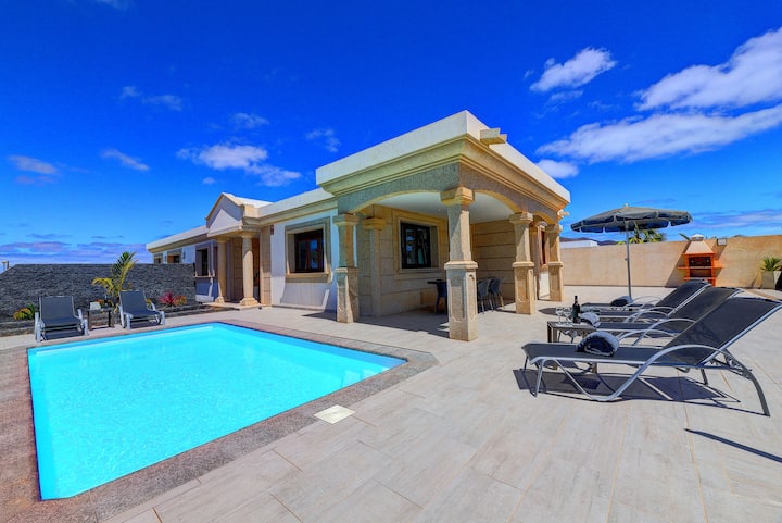 Villa Mararia A, à 750 Metres De La Plage. - Playa Blanca