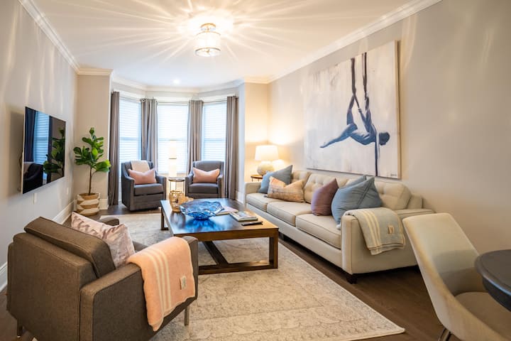 Historic + Modern Downtown 3 Bedroom (Unit #1) - Charlottetown