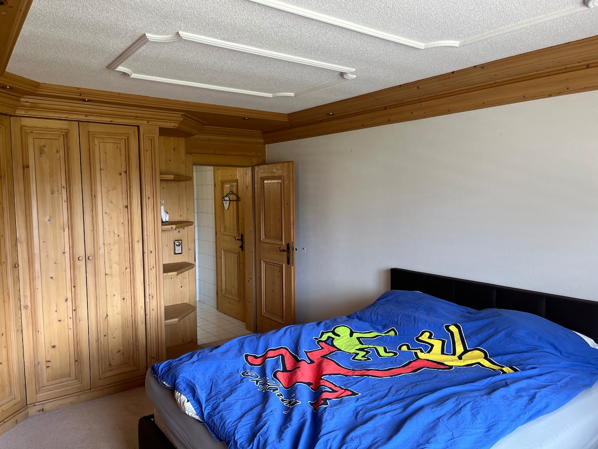 Nice room in shared apartment - Flats for Rent in Davos Platz ...