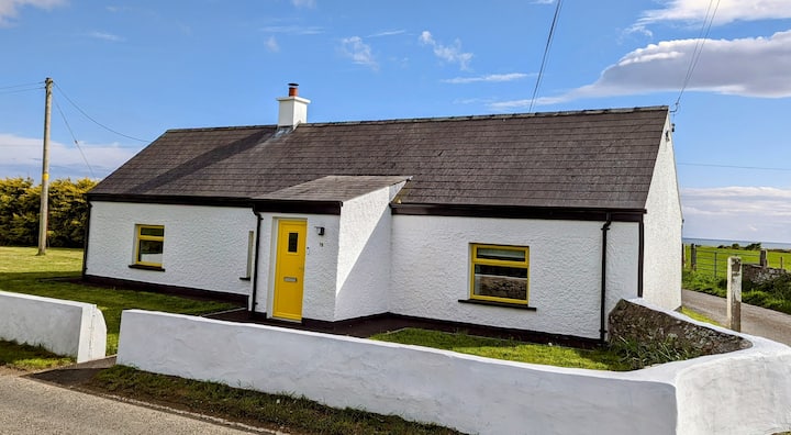 Tyrella Cottage - Newcastle Beach