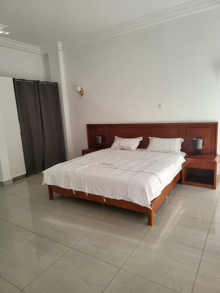 Studio Moderne Centre Ville - République du Congo
